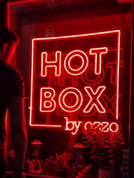 NEON UNDERGROUND – Stunning Custom LED Neon Signs and Wall Art